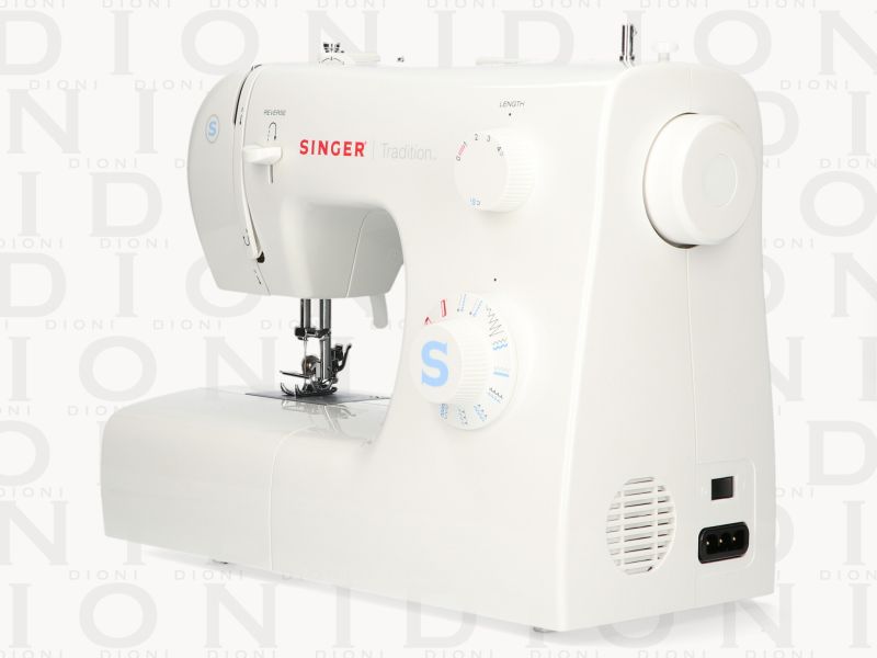 Singer Tradition 2259 - Dioni Maquinas de coser