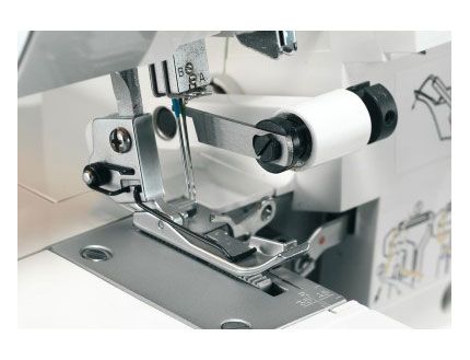 Singer 14sh754 es una Remalladora ideal para iniciarse en el Overlock