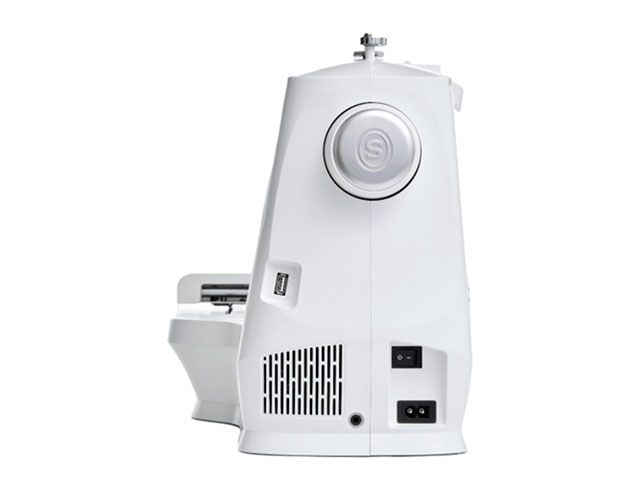 Máquina de coser y bordar Singer SE9155